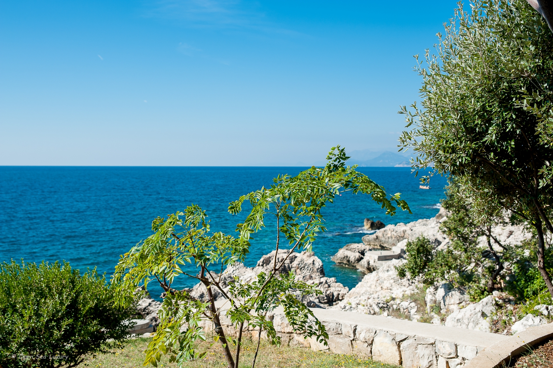 Apartmani Utjeha | Open Sea Luxury Apartments Utjeha Montenegro ...